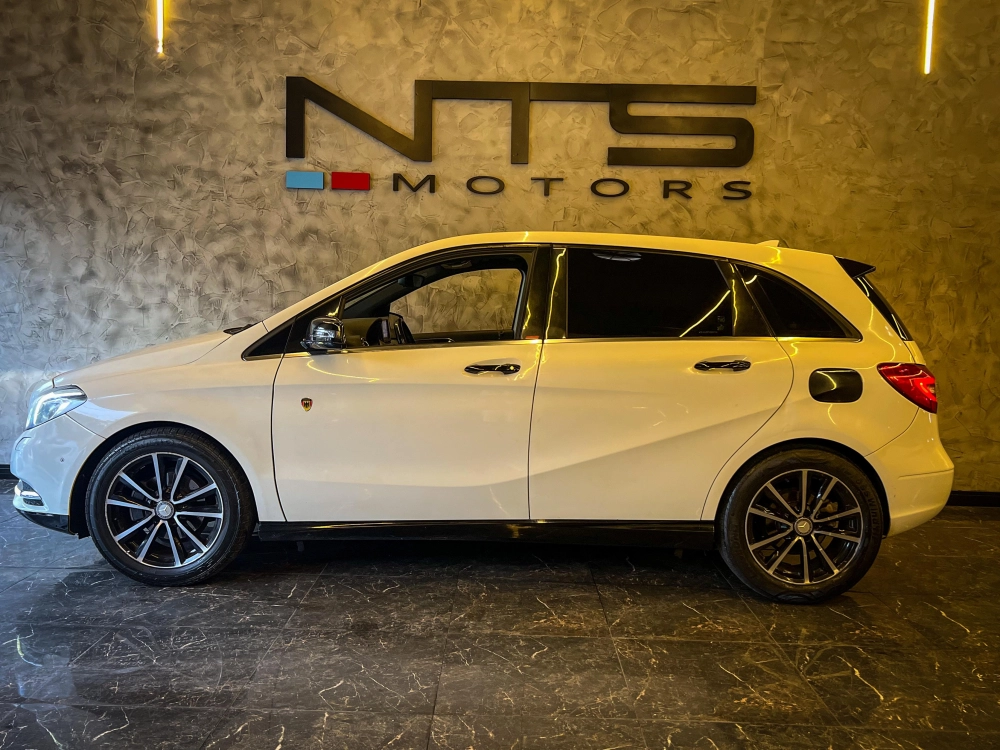 Mercedes B200 Turbo - Anúncios para Alta performance