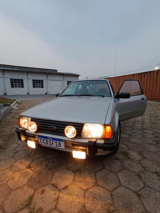 Ford Escort XR3 - Anúncios para Alta performance